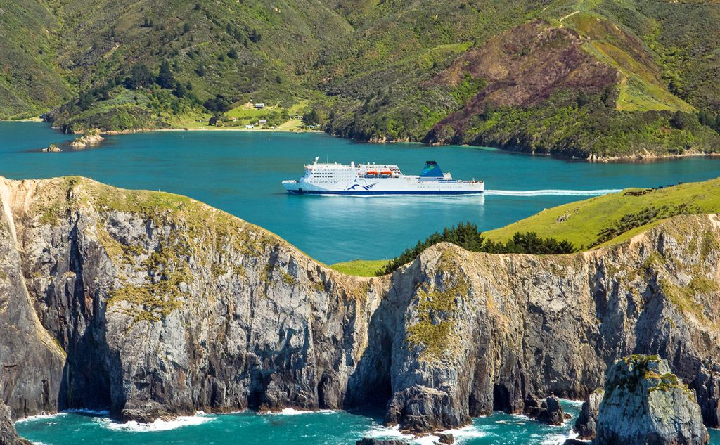 10 Day North and South | Relaxing Journeys